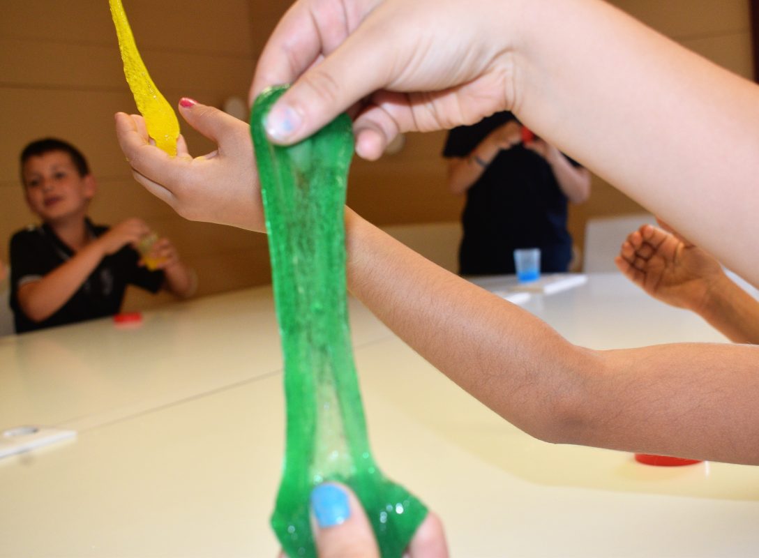 5 passos para ter um Pega-Monstros (Abecedário da Educação)